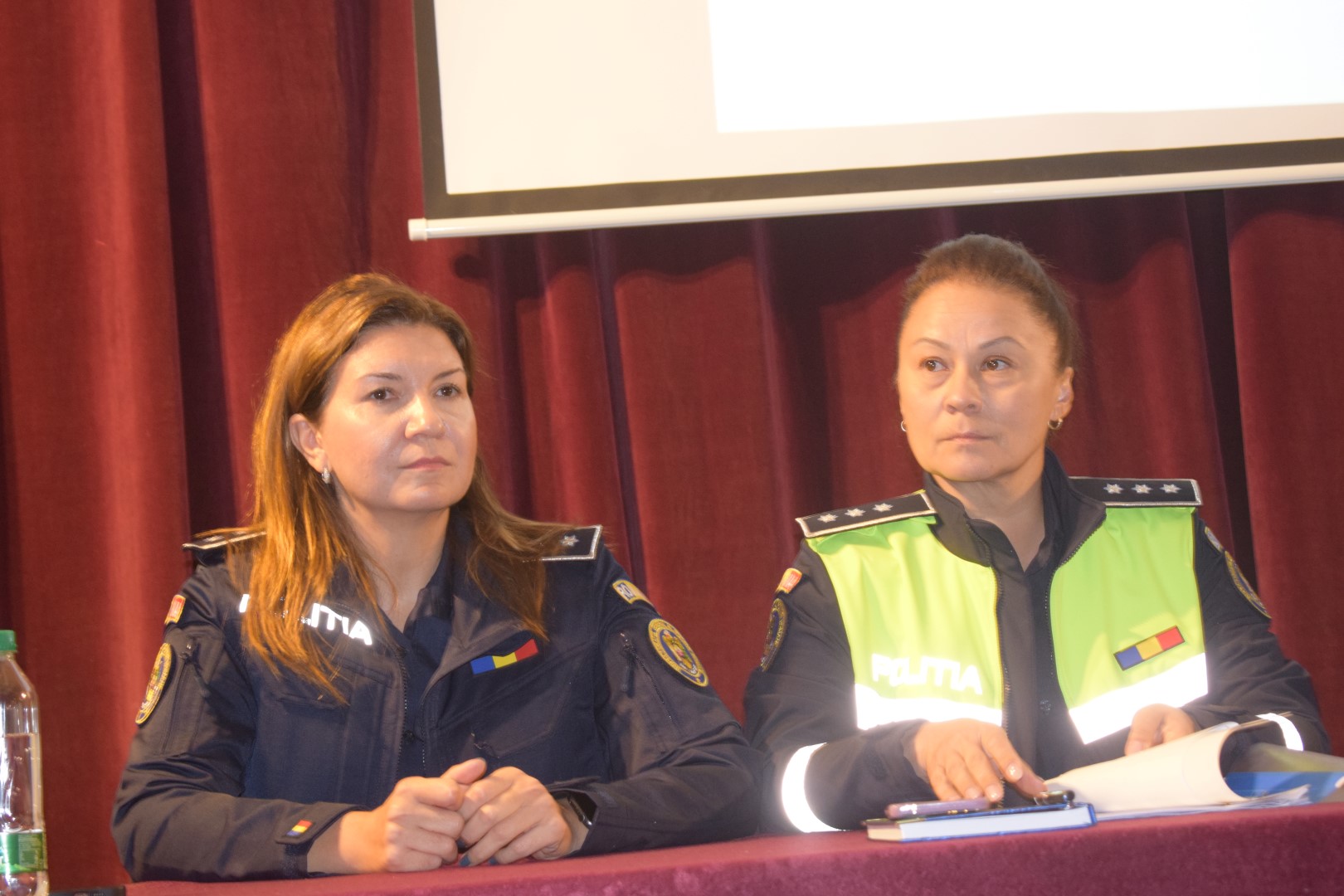 Conturi FALSE de Facebook create de elevii botoșăneni, sesizări la ...