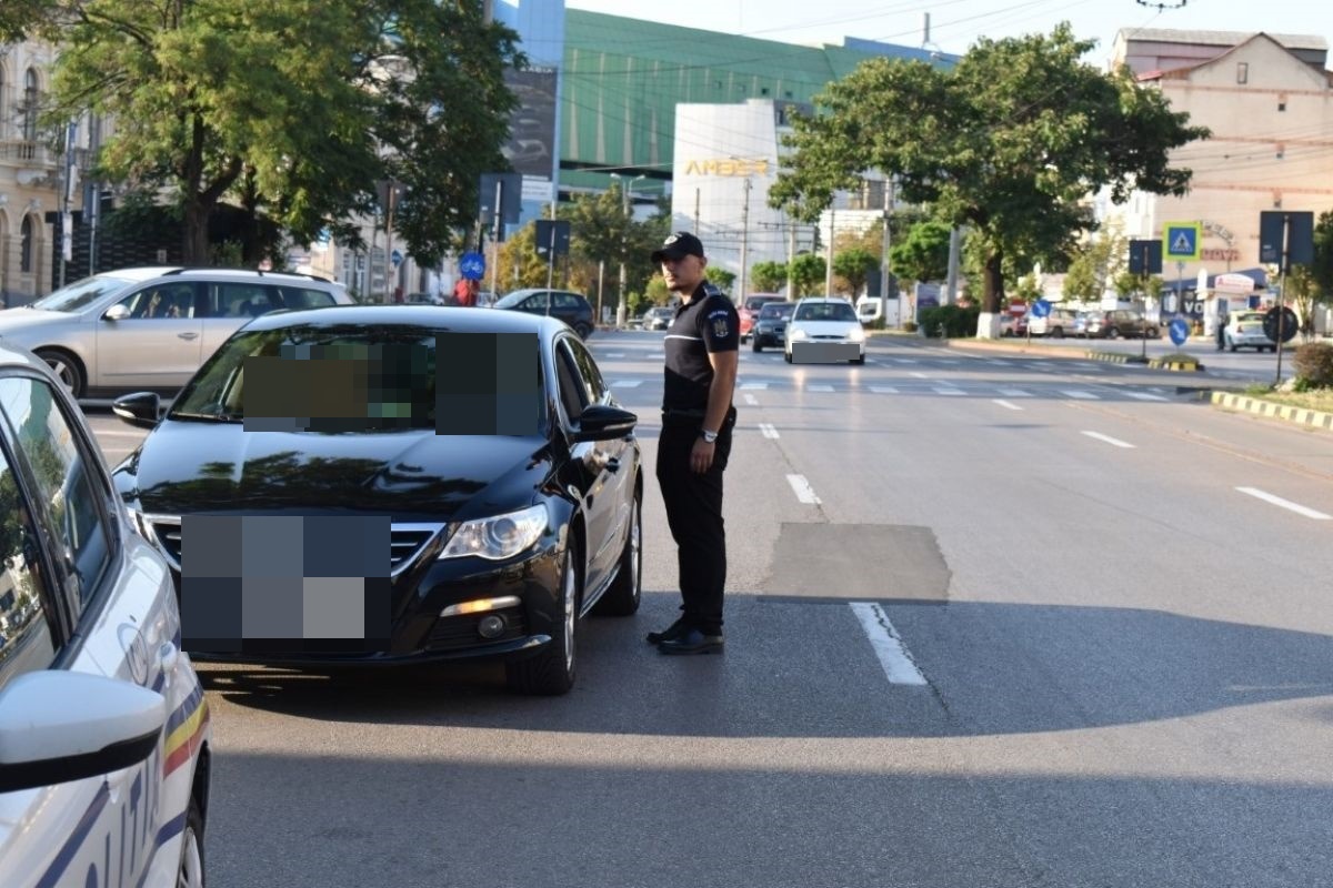 Euforici în minivacanță: Tânăr de 19 ani prins drogat pe Calea ...