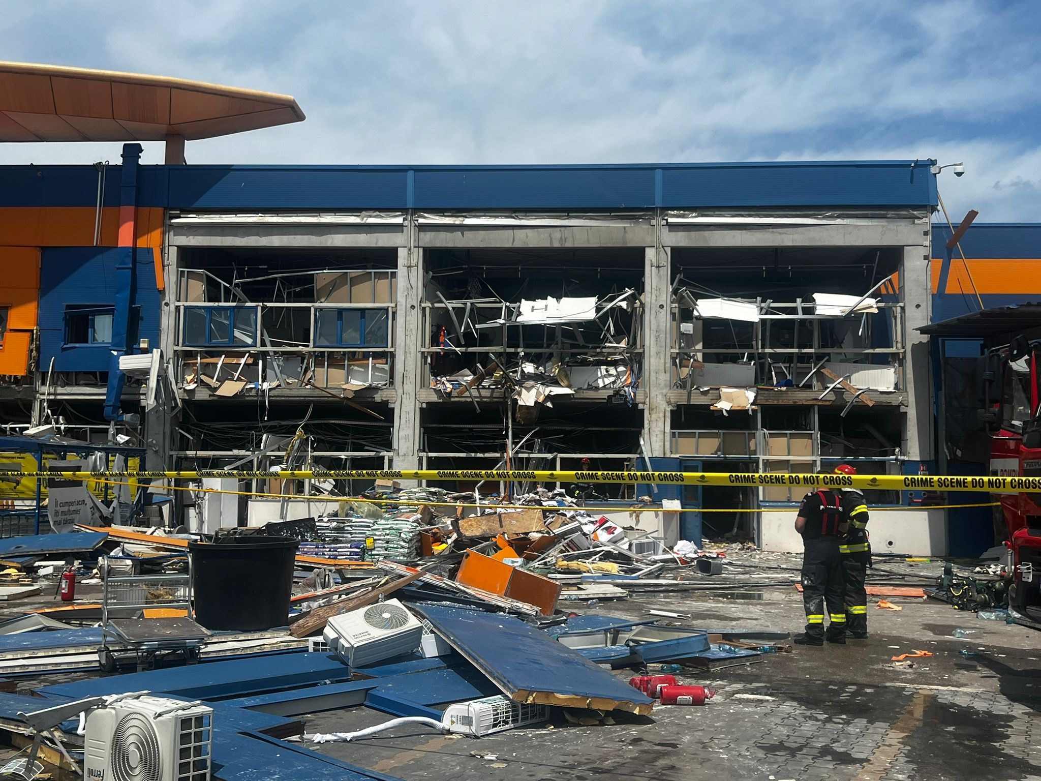 SURSE: De la ce ar fi pornit explozia de la Dedeman - Botosaneanul