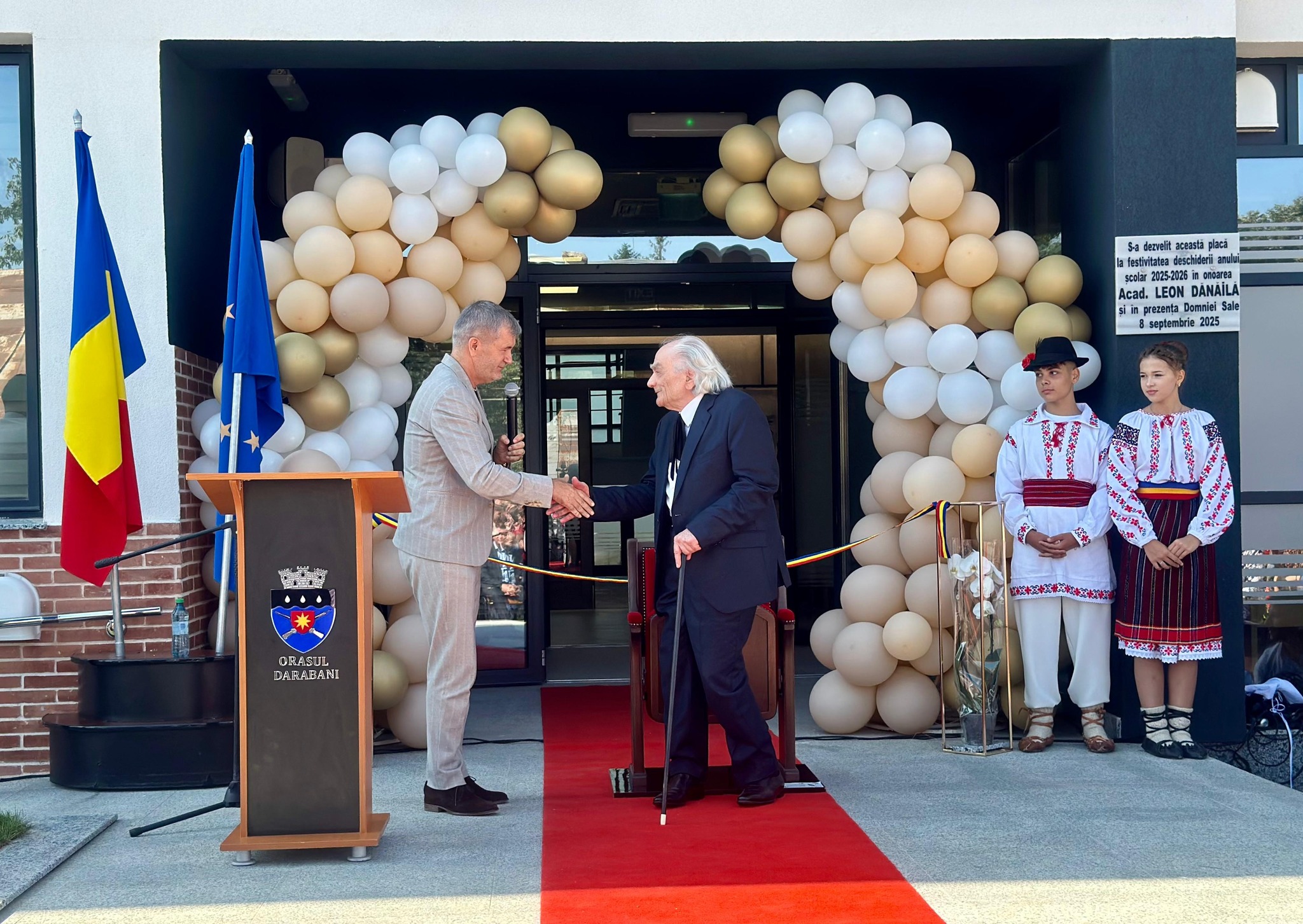 Un cunoscut preot din Dorohoi despre numele Leon Dănăilă dat școlii și ...