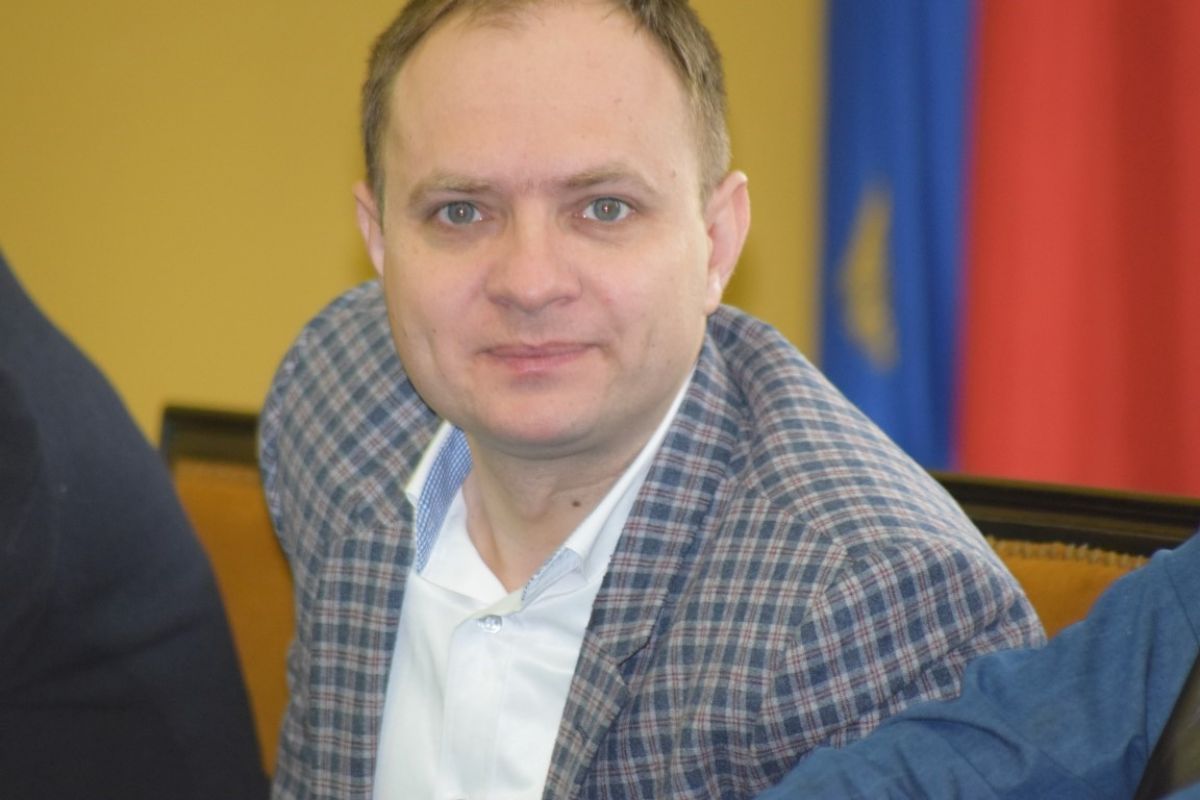 Cosmin Andrei pentru 0 lei la Primărie, din FDI: Dacă nu am cerut, nu am primit - Botosaneanul