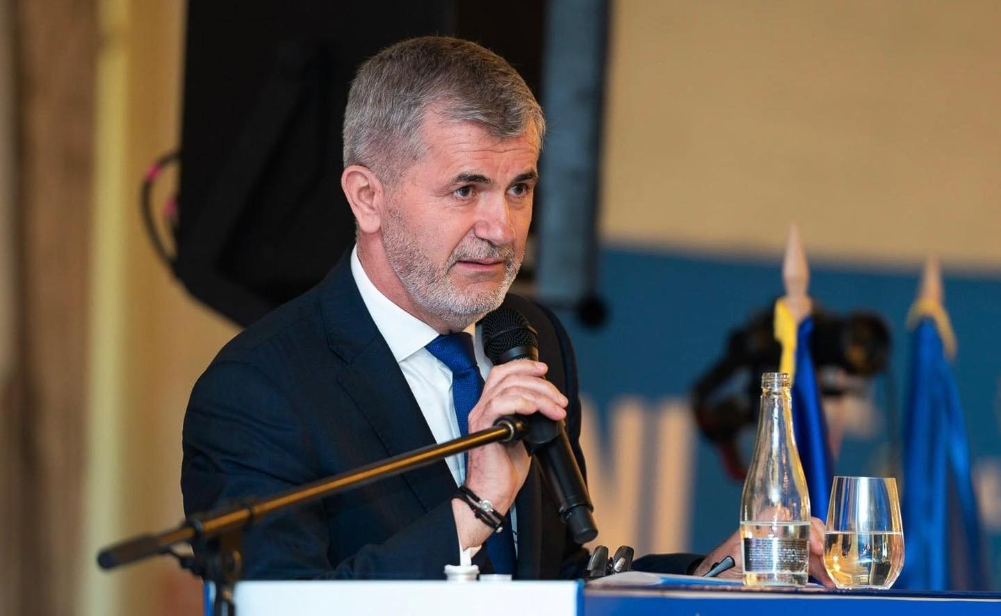 Iftime îl vede pe Nicușor Dan câștigător: Să facă echipă cu Ilie ...