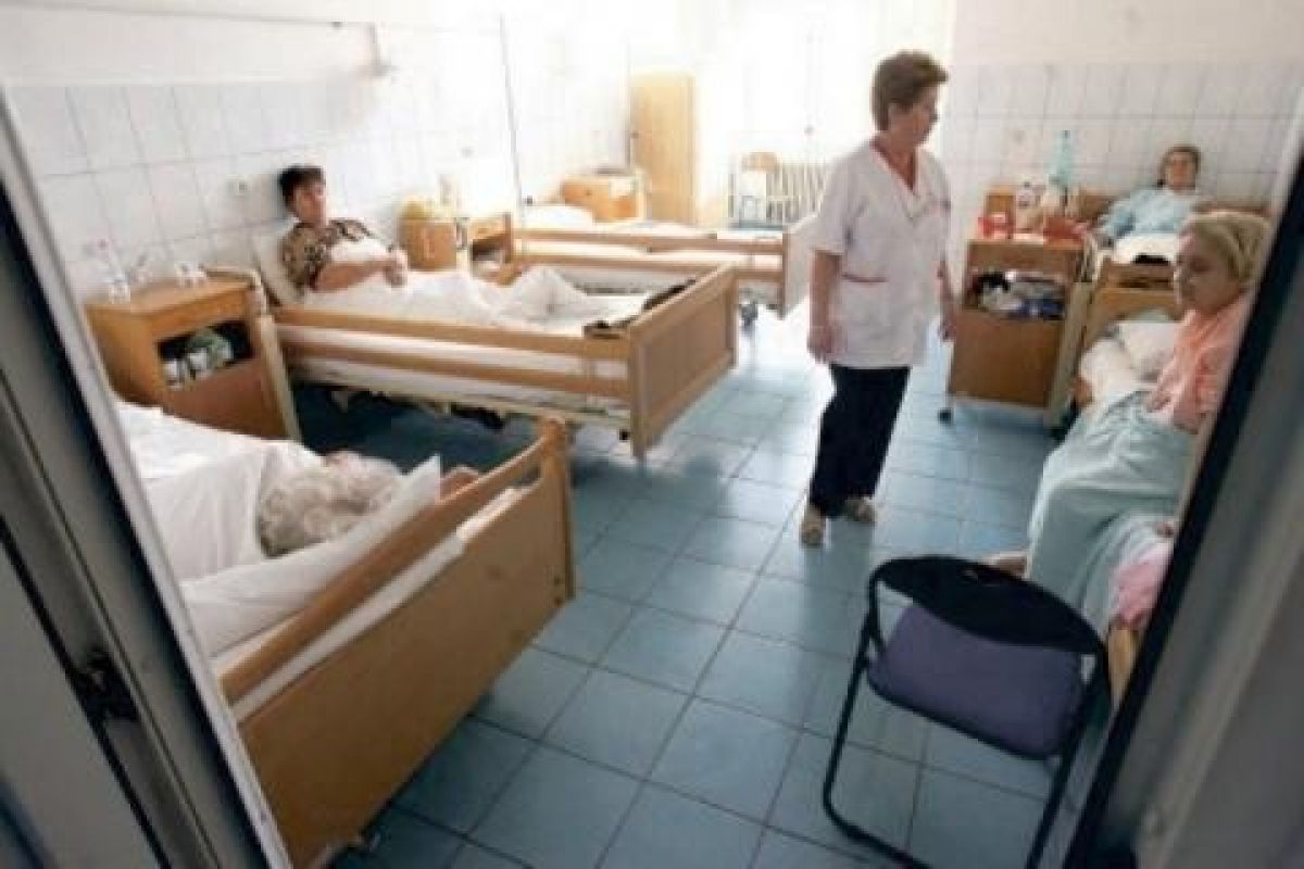Pacienti cat jumatate din oras la Spitalul Judetean Mavromati - Despre ...