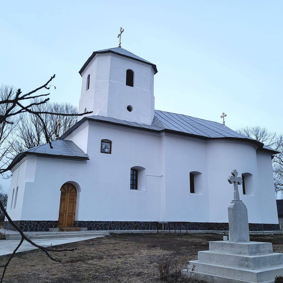Un nou preot va fi hirotonit in prezenta unui inalt ierarh, botosanenii ...