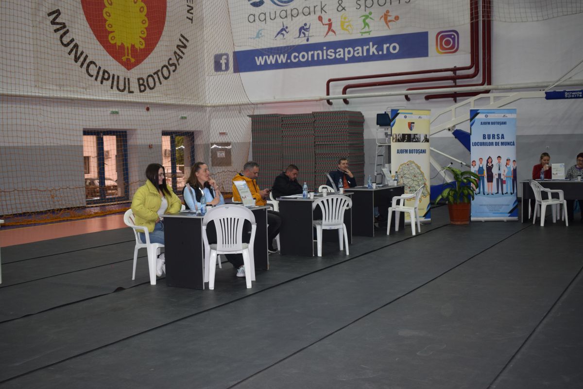 Bursa locurilor de munca intre discursurile oficialilor si selfie-urile ...